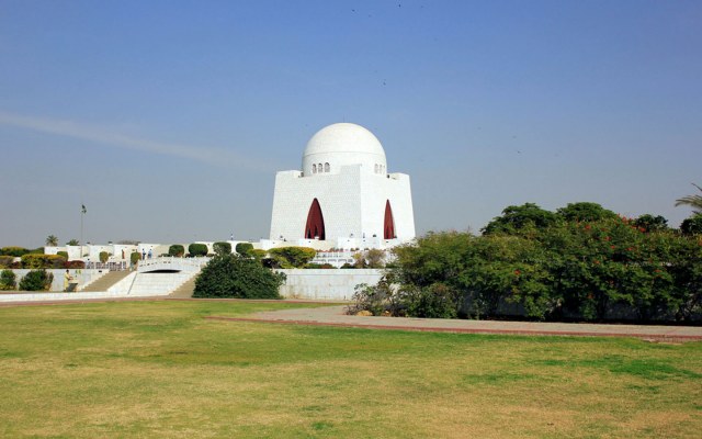 12 Best Places to Visit in Karachi | Zameen Blog