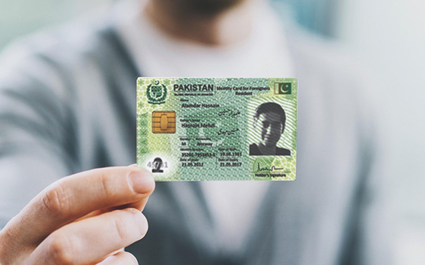 NADRA s Smart Card Features Process Fees And More Zameen Blog