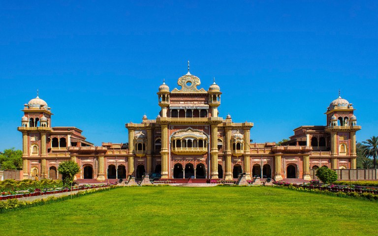7 Most Beautiful Palaces in Pakistan | Zameen Blog