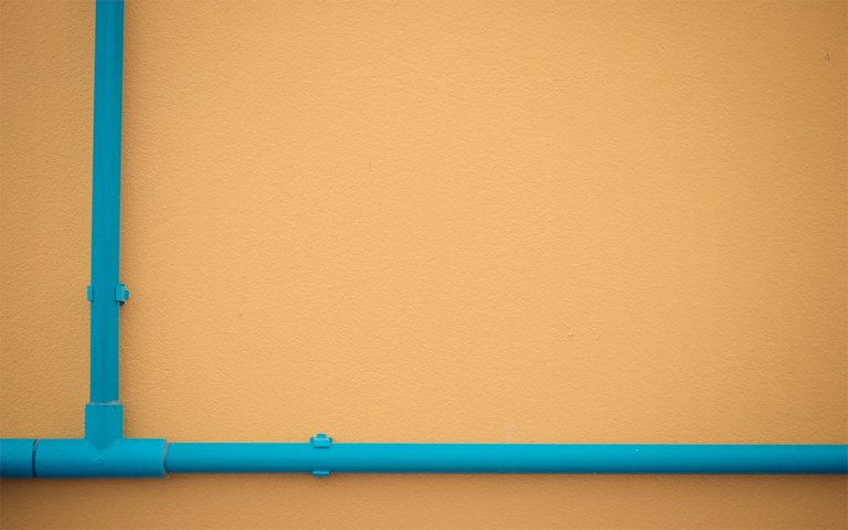 Creative Ways to Hide Exposed Pipes in Your Home | Zameen Blog