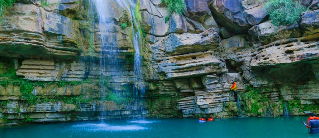 Visiting Pir Ibrahim Waterfall in Balochistan | Zameen Blog