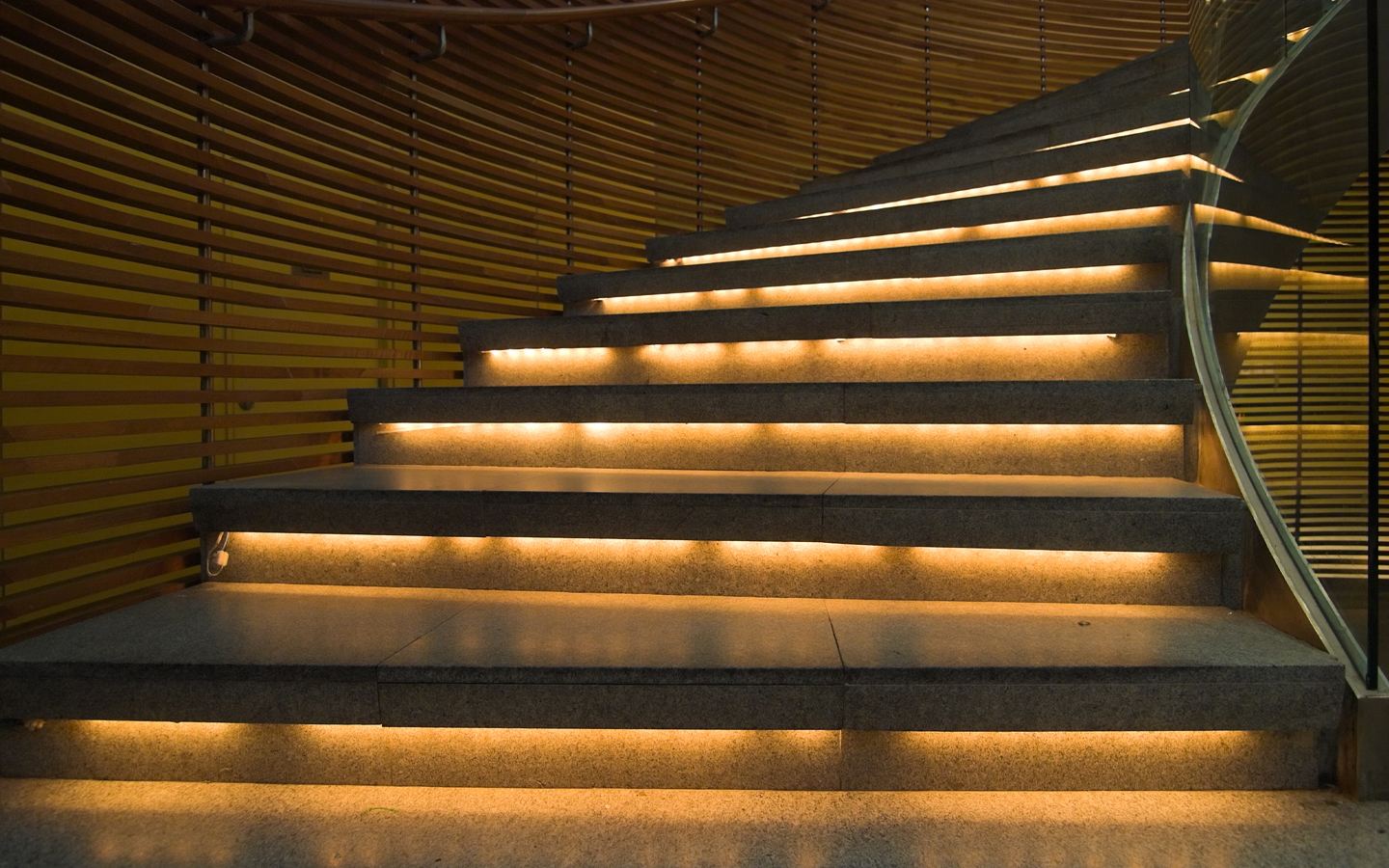 Best Staircase Lighting Ideas for Your Home | Zameen Blog