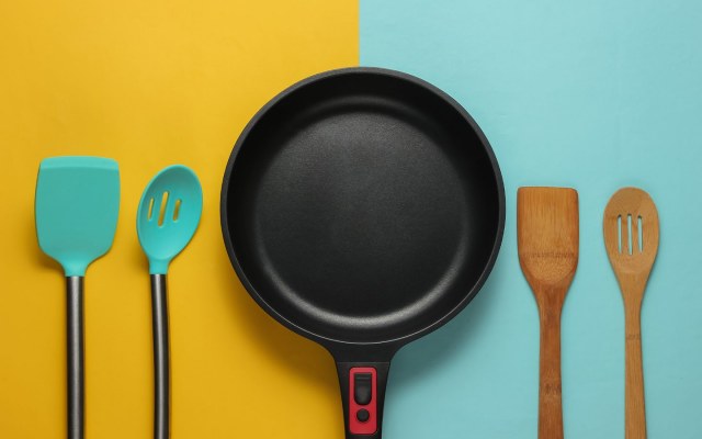 Different Types Of Safe Cookware For Your Kitchen | Zameen Blog