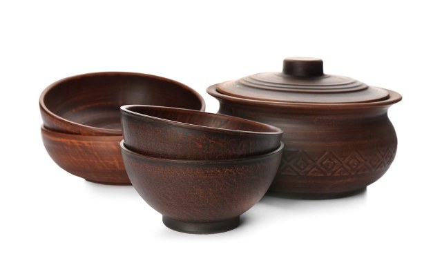 Ceramic Cookware: A Healthier Way Of Cooking | Zameen Blog