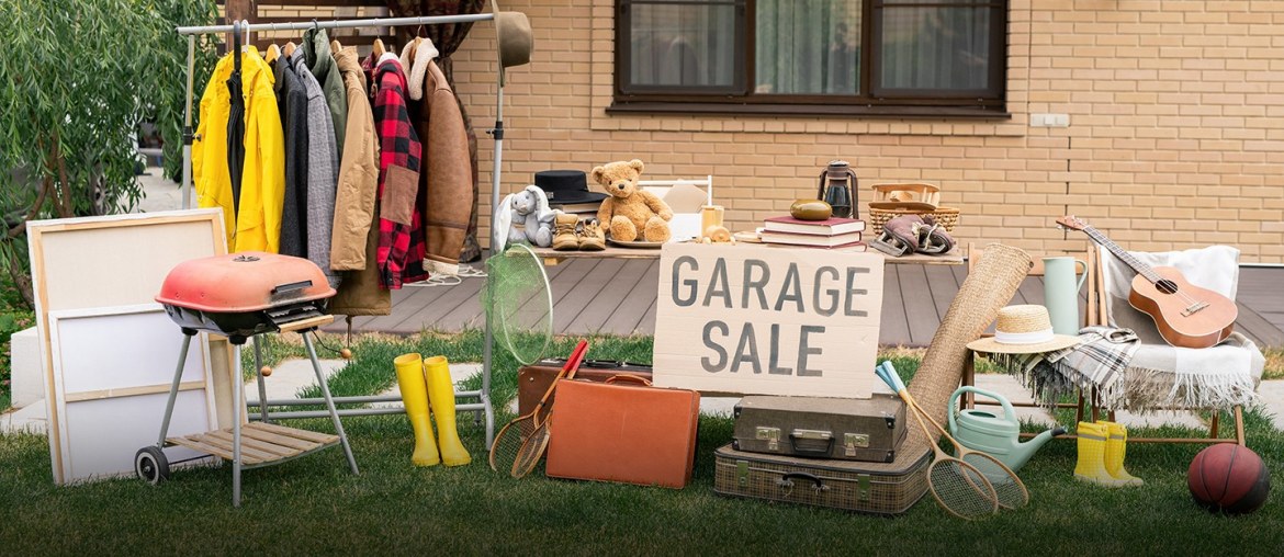 How to Sell Everything in Your House Before Moving | Zameen Blog