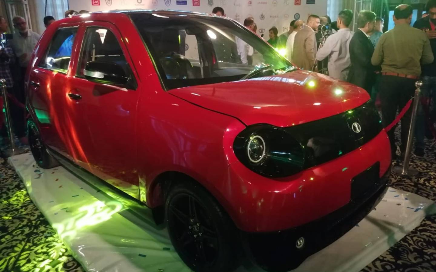 All About Electric Vehicles Policy in Pakistan | Zameen Blog