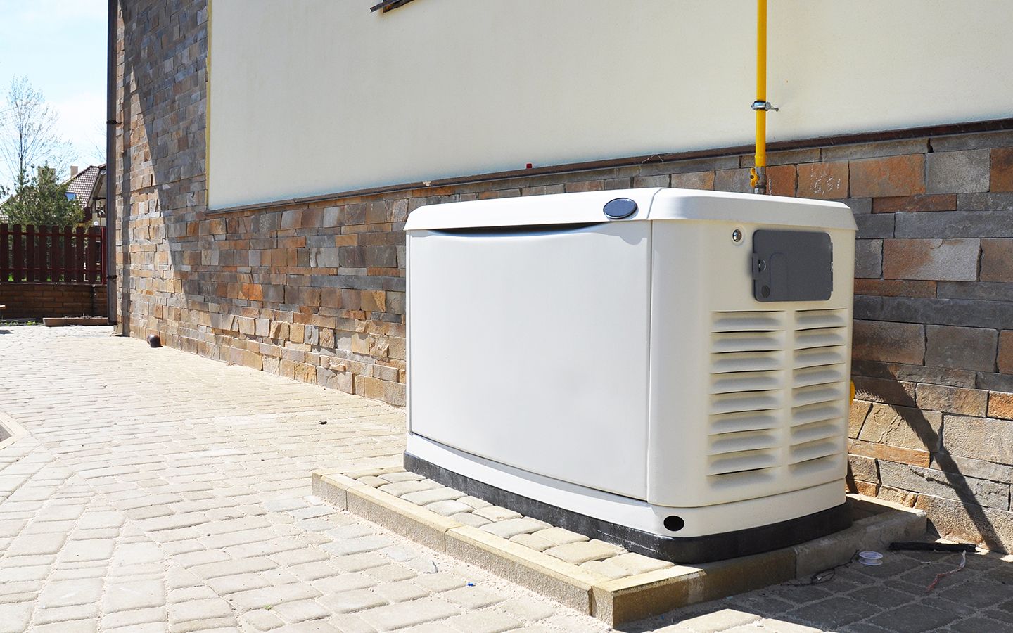 Checklist to Maintain a Generator at Home | Zameen Blog