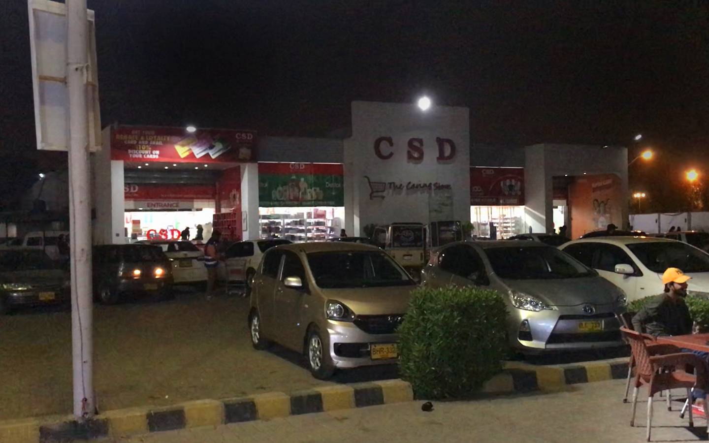 CSD Food Street, Karachi: Location, Timings & More | Zameen Blog