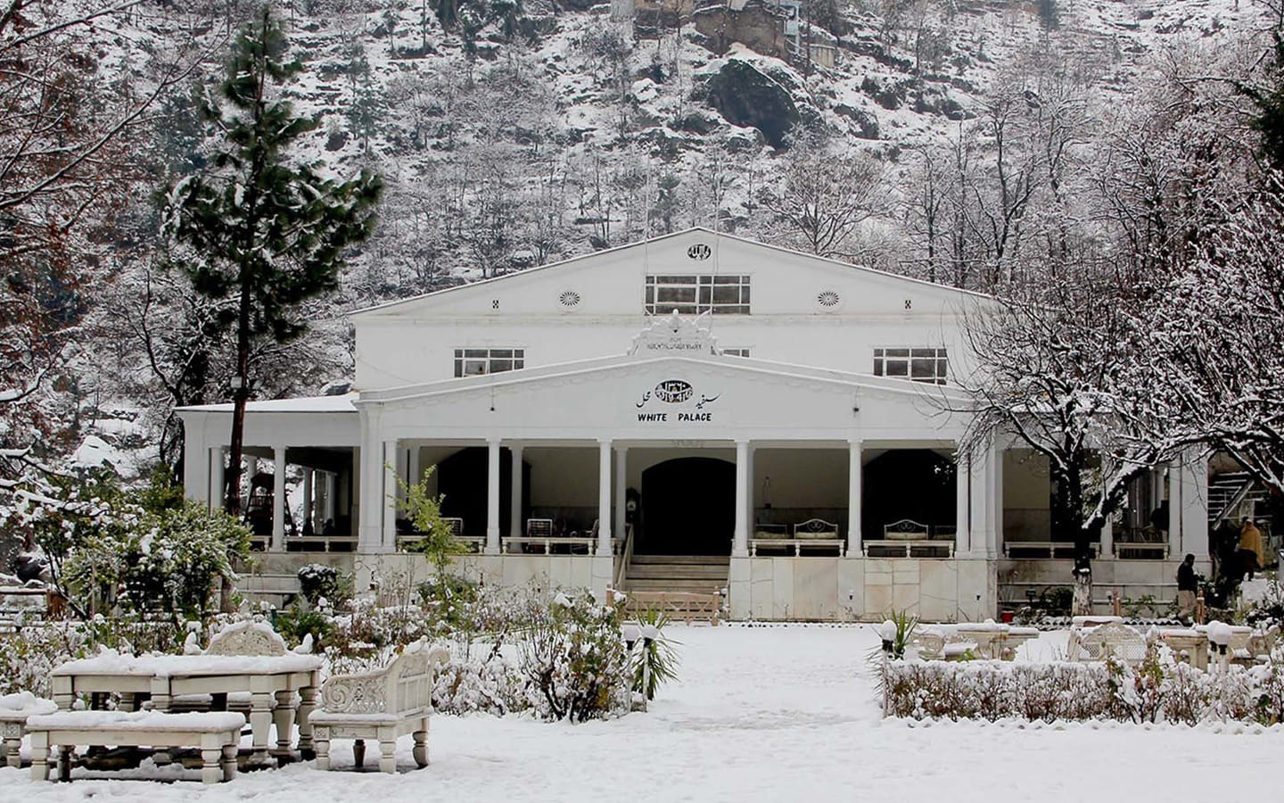 The White Palace of Swat: A Marvel of Architecture - Zameen Blog