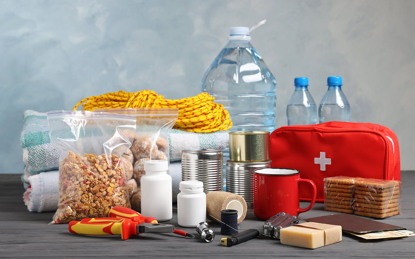 Earthquake Safety Information: How to Stay Safe | Zameen Blog