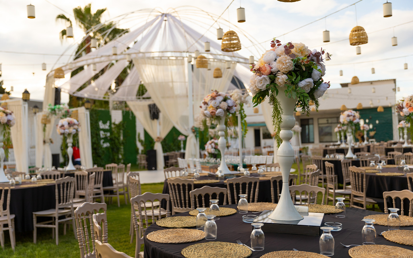 Wedding Venues in Lahore for Outdoor Event | Zameen Blog
